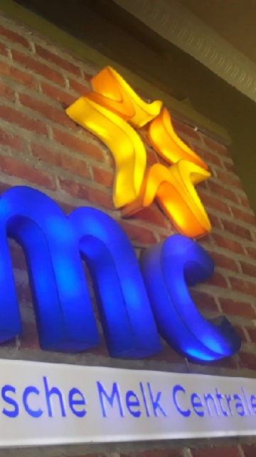 BMC Resto Chanel - Menyediakan makanan dan minuman,coffee shop, pastry ...