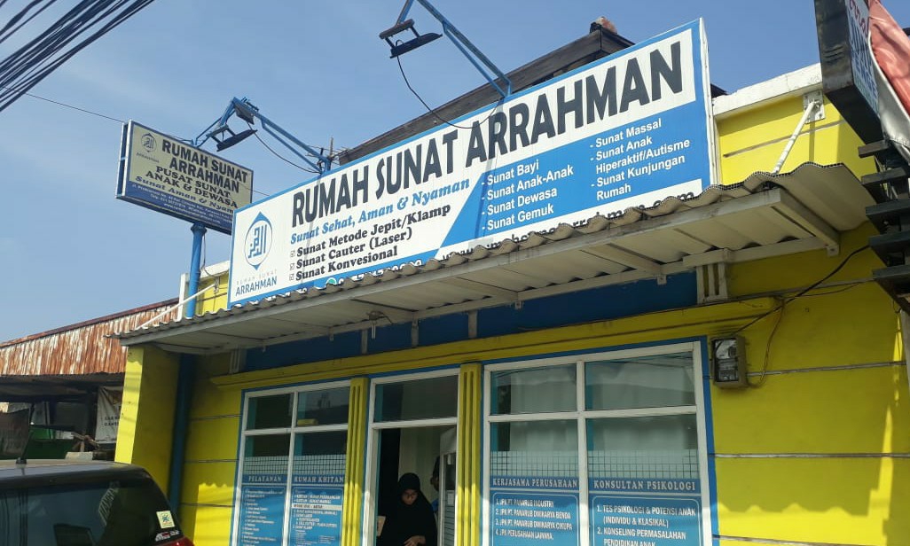 Rumah Sunat Arrahman - Pusat Sunat Anak dan Dewasa