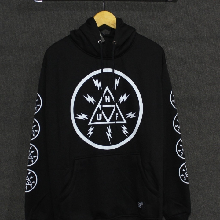 Produk 1 | Sweater Pria