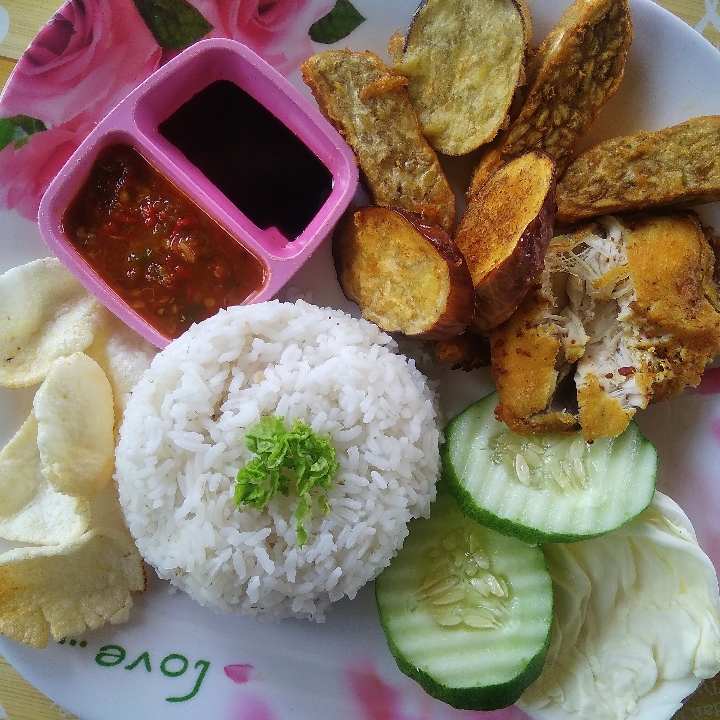 Ayam Penyet Cibek | OGET