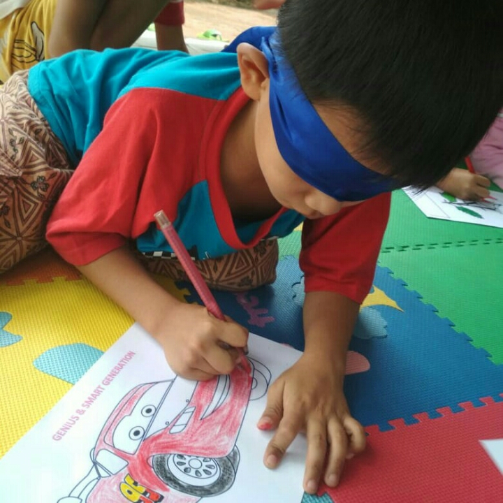 Mewarnai Dengan Mata Tertutup Gsg Midbrain Program