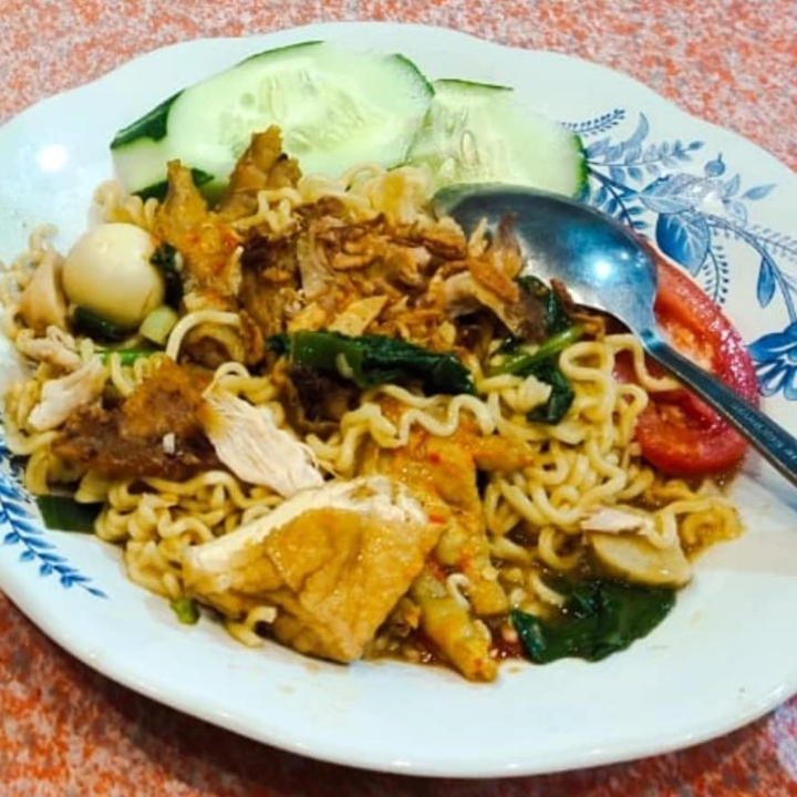 Mie Varian Rasa Plus Es Teh | KUPESAN